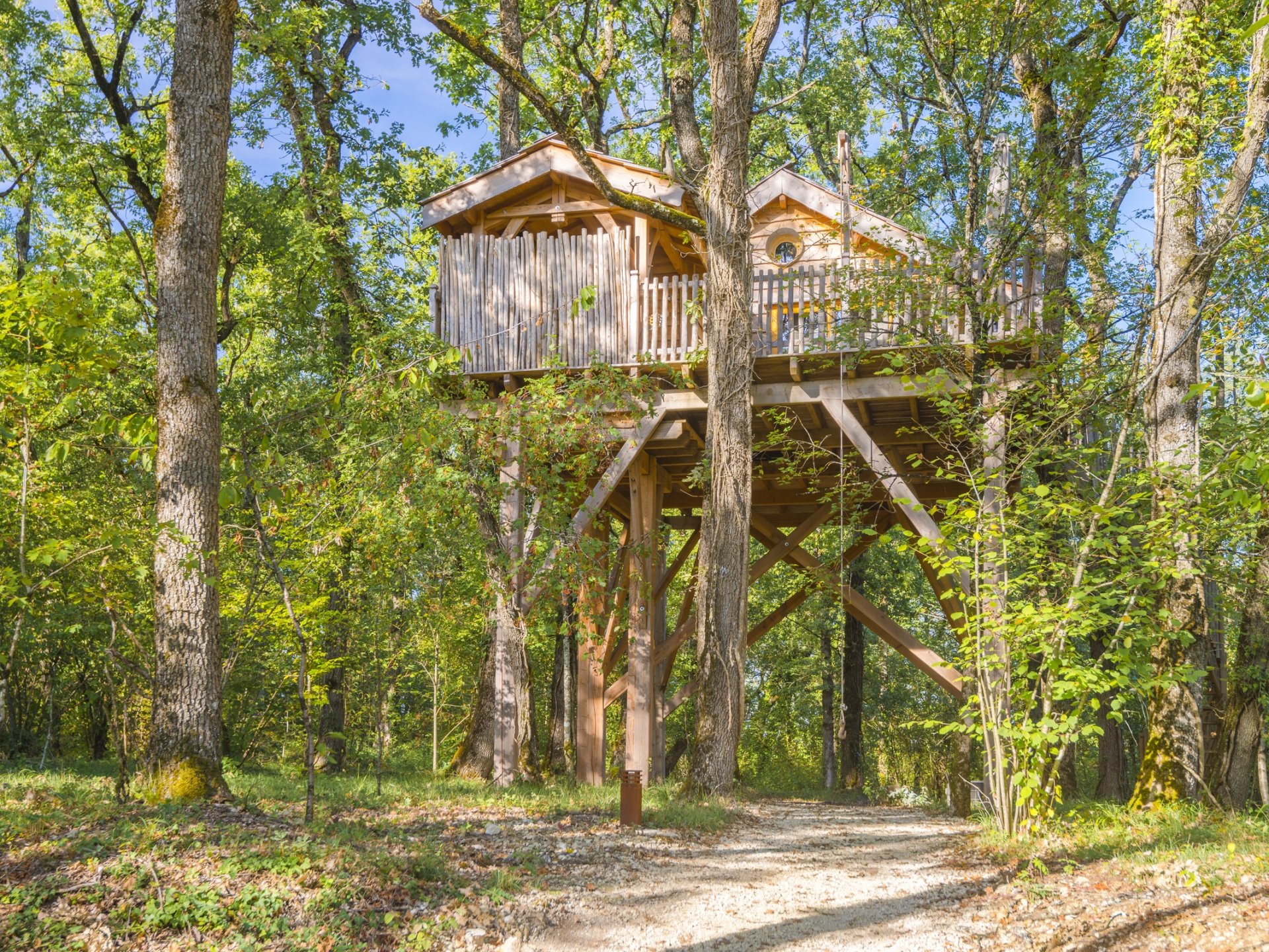 Treehouse Vacation Idea : Cabane Spa Tribu - Treehouselove